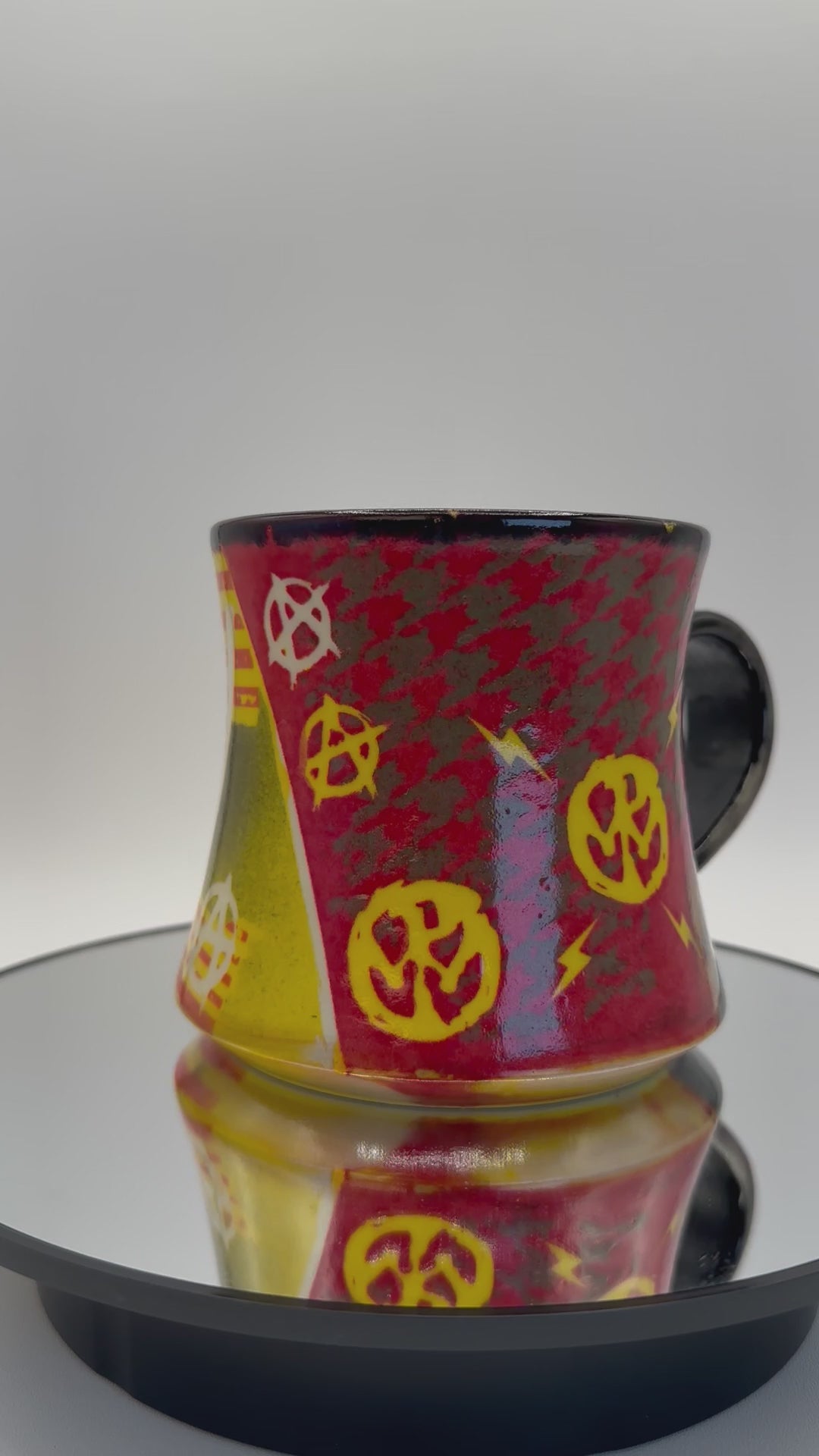 Pennywise 11 – Punk Rock Pottery